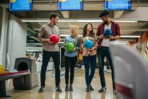 Dating Vs Seeing Someone: A Guide To Understanding The Difference